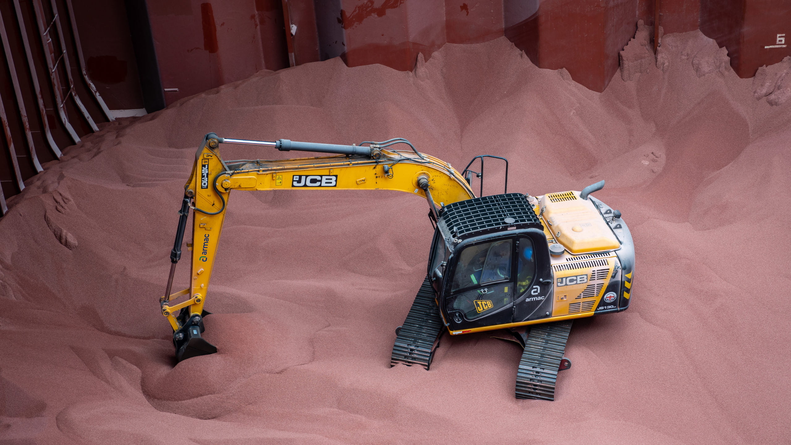 Armac cresce 25% e apoia recorde no Porto de Paranaguá - Armac