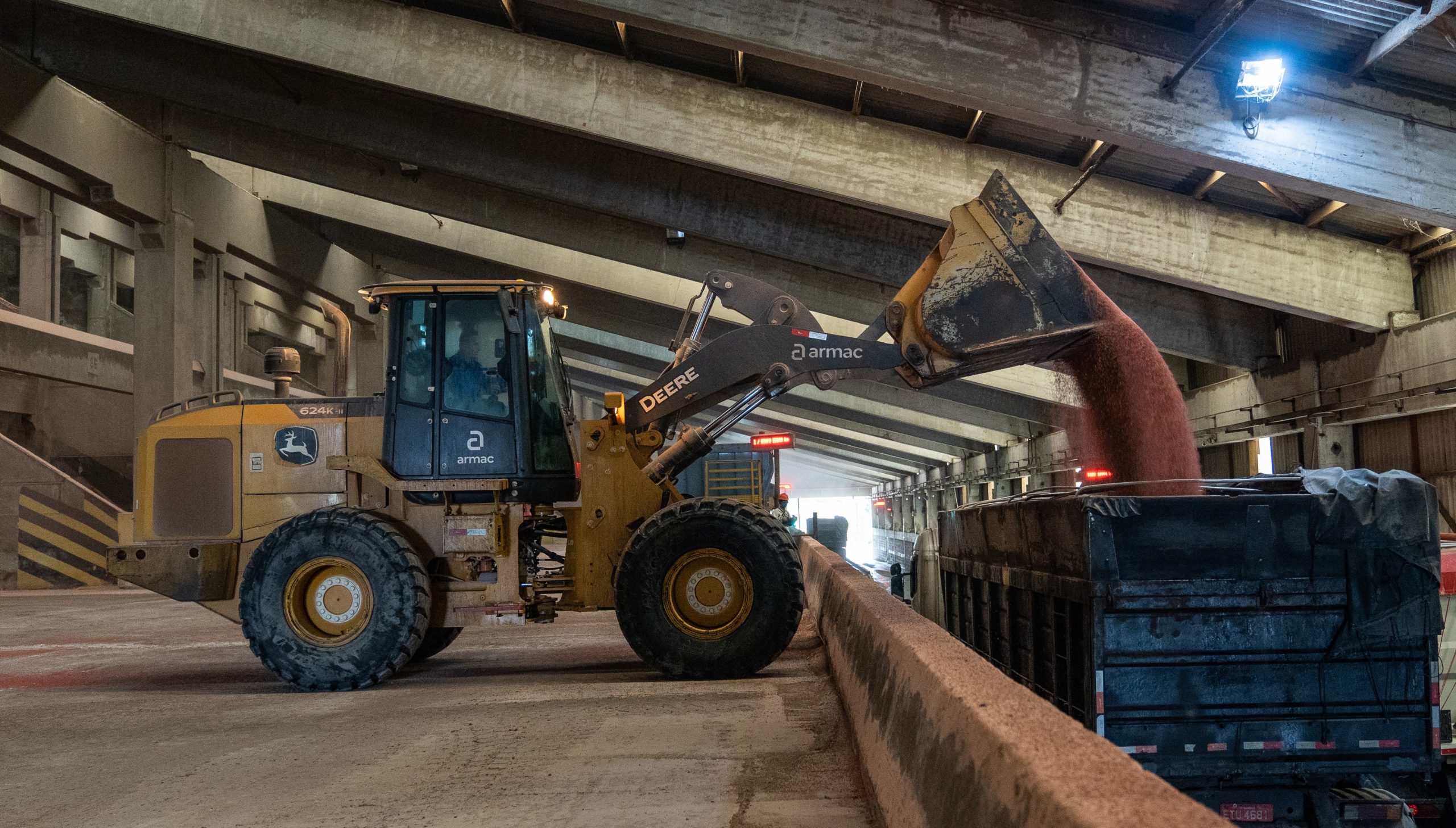 Armac movimenta 95 mi de toneladas em portos e terminais - Armac